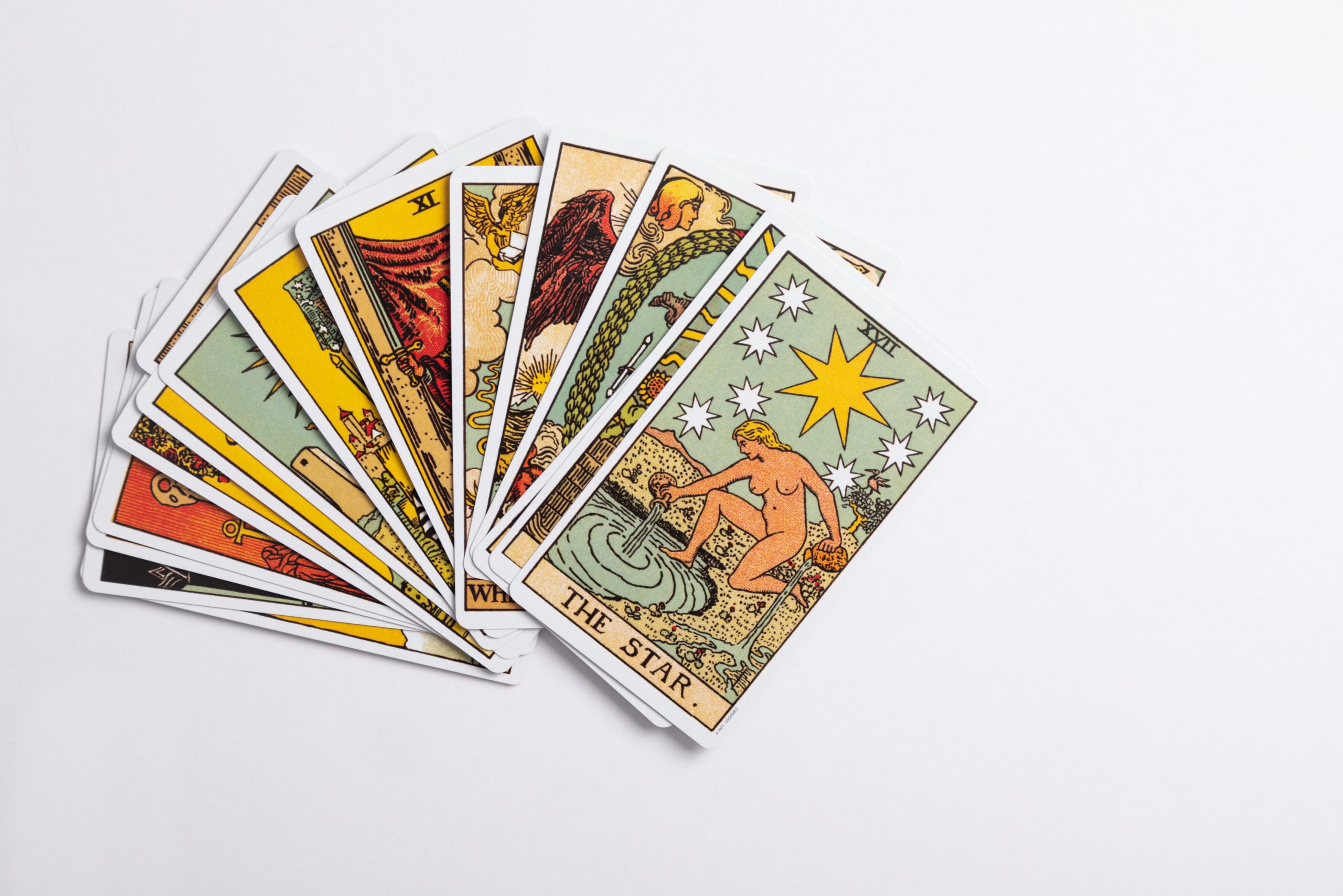 8 maneras creativas de conectar con el Tarot - Inge Serrano